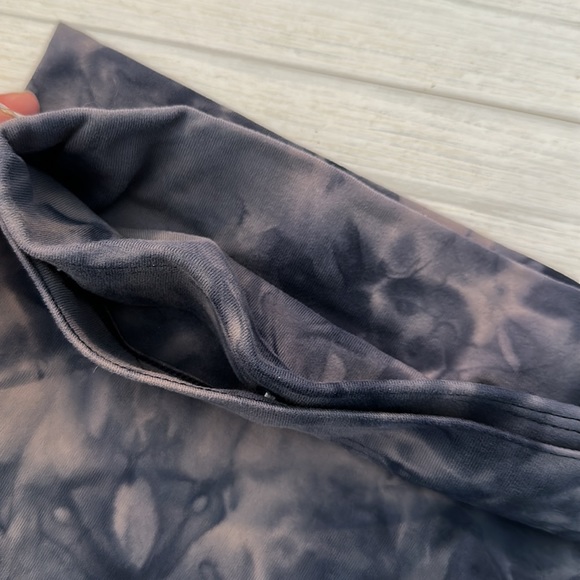 lululemon athletica | Accessories | Lululemon Customizable Snap Scarf ...